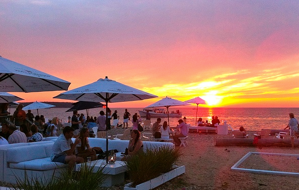 Visit the Hamptons, NY – our beaches are open 365 beautiful days a year!